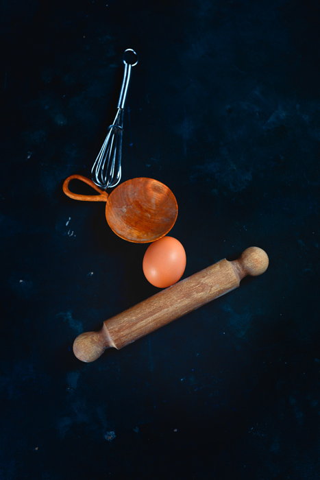How to Create Magical Flour Photoshoots (8 Easy DIY Steps)